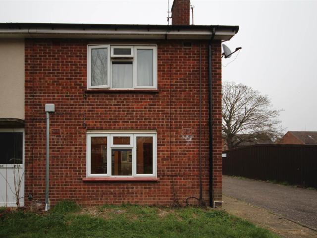 Larkin Close