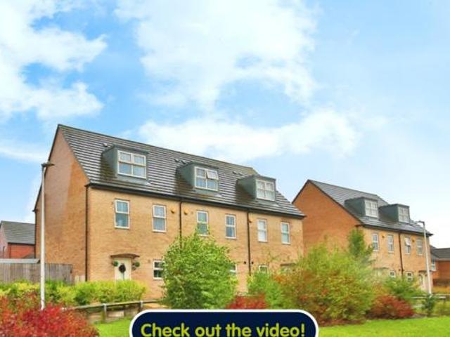 Larkin Lane, Kingswood, 4 Bedroom End