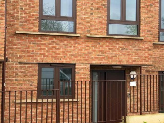 Larkshall Road, London E4, 4 bed town house to rent, £2,900 pcm | PrimeLocation