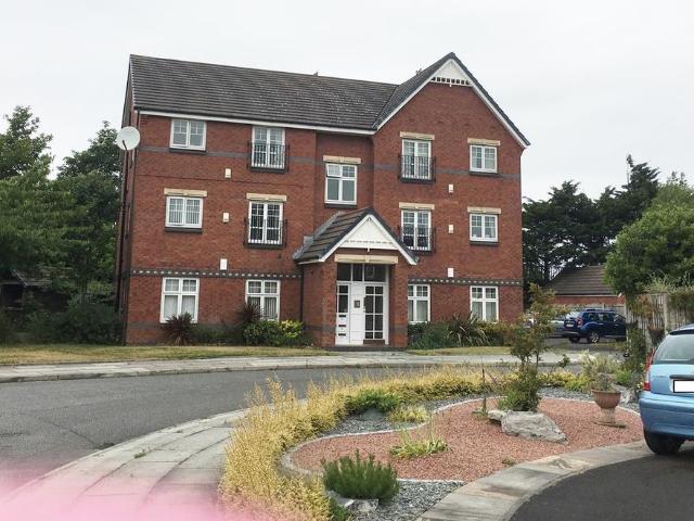 Larkspur Close, Southport PR8, 2 bed flat to rent, £800 pcm | PrimeLocation