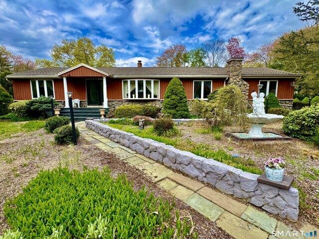 Larkspur Dr, Trumbull, Home For Sale