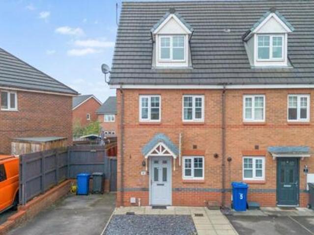 Larkspur Grove, Warrington, 3 Bedroom End
