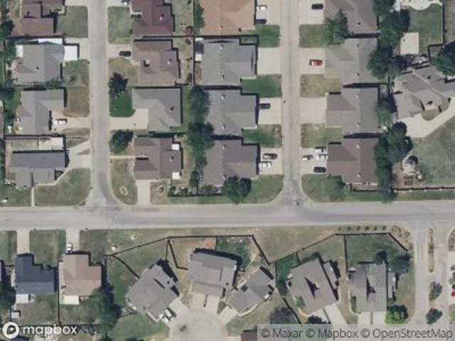 Larkspur Ln