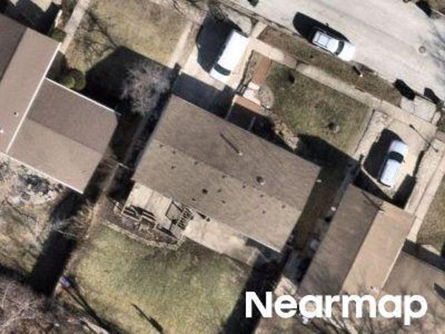 Larkspur Ln