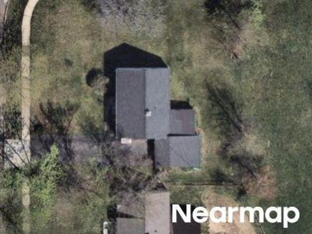 Larkspur Ln