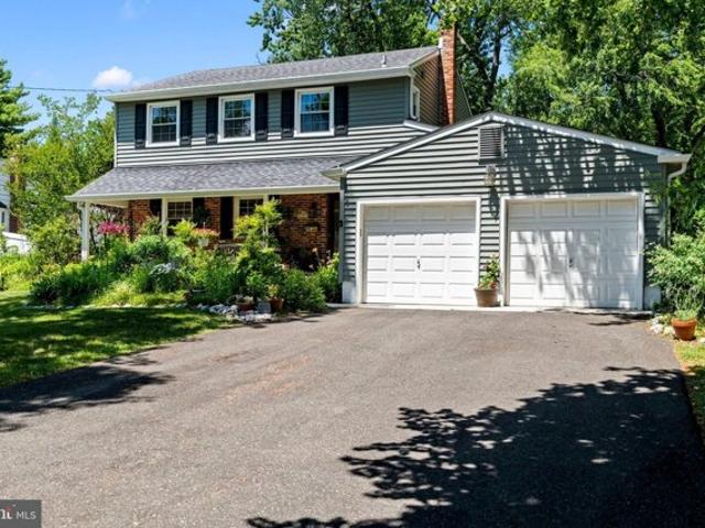 Larkspur Rd, Cherry Hill, Home For Sale