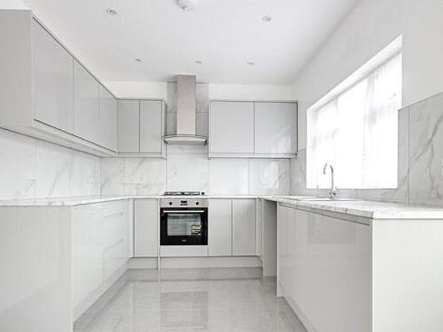 Larmans Road, Enfield, 4 Bedroom Semi detached
