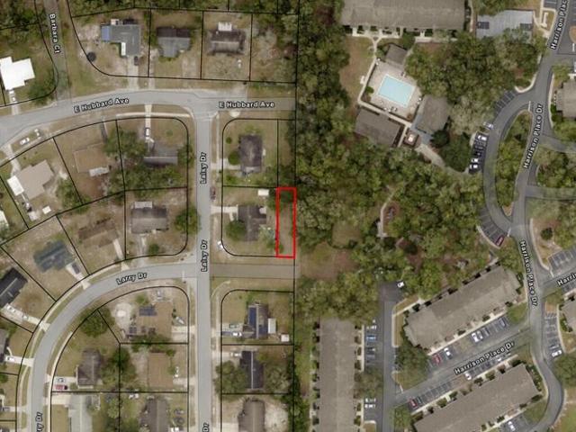 Larry Dr, Deland, FL 32724