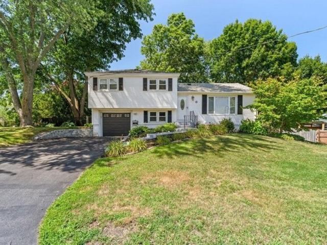 Larry Ln, Portsmouth, Home For Sale