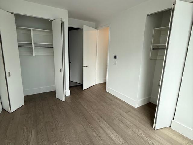 Last Roommate needed in Luxury Midtown Building