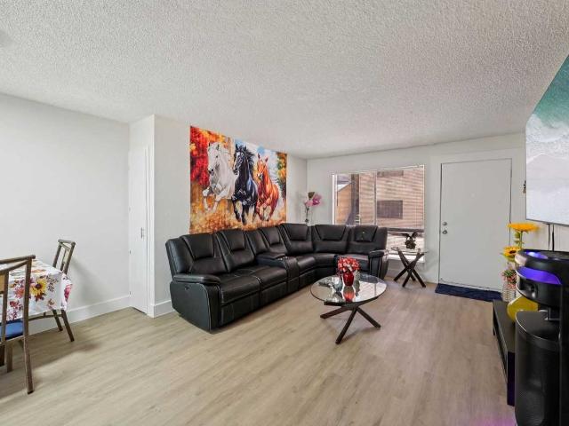 Las Casitas Apartments 2 Bedroom Apartment for Rent at 4444 W Ocotillo Rd, Glendale, AZ 85301