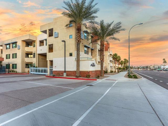 Las Aguas Apartments 1 Bedroom Apartment for Rent at 6640 E Mcdowell Rd, Scottsdale, AZ 85257