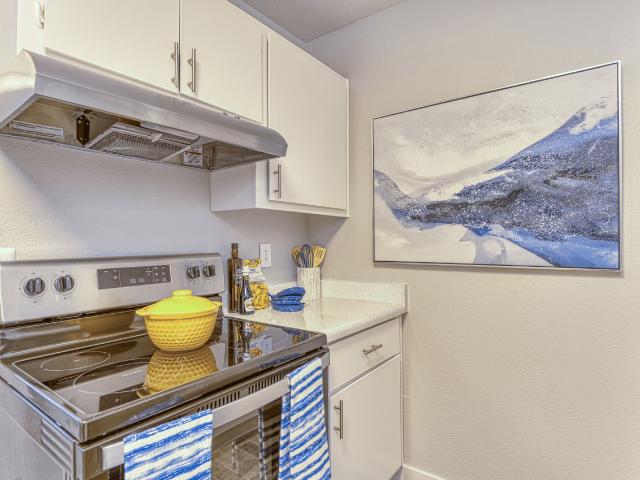 Las Brisas Apartment Homes 2 Bedroom Apartment for Rent at 2525 N Los Altos Ave, Tucson, AZ 85705 Keeling