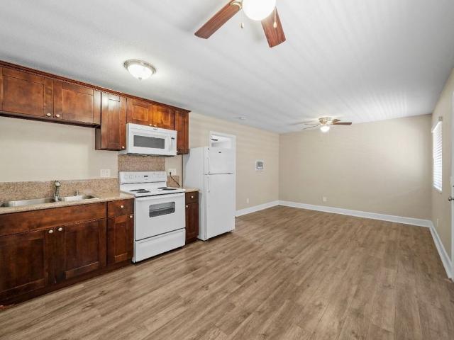 Las Dos Palmas 1 Bedroom Apartment for Rent at 2707 Highland Ave, San Diego, CA 92105 Swan Canyon