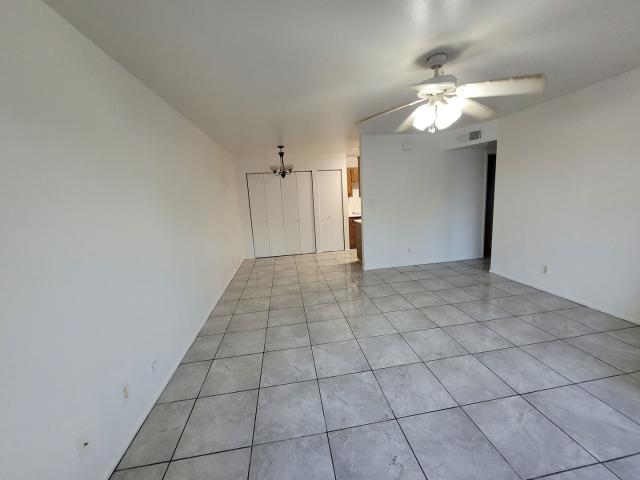 Las Palmas Apartments