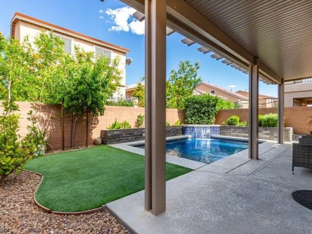 Las Vegas Gorgeous home with Pool, Chef's Kitchen