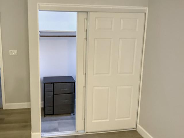 Las Vegas House. Modern & newly renovated Downtown location close to amenities, the strip