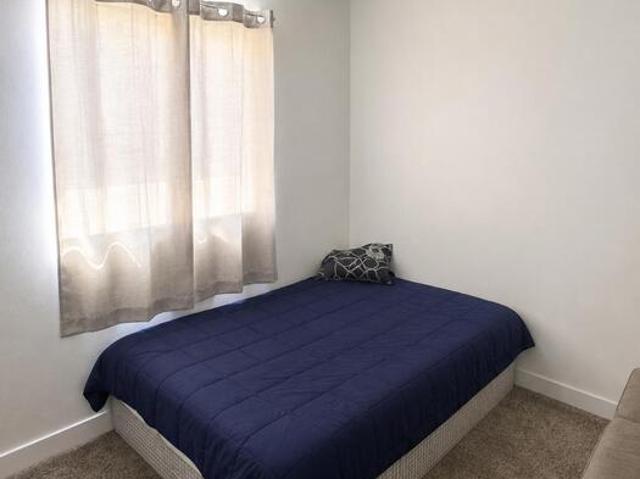 Las Vegas House with Television. Newly renovated & comfortable