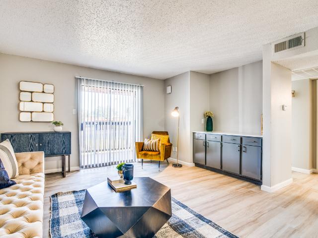 Las Ventanas 2 Bedroom Apartment for Rent at 605 N Alexander Ave, Duncanville, TX 75116