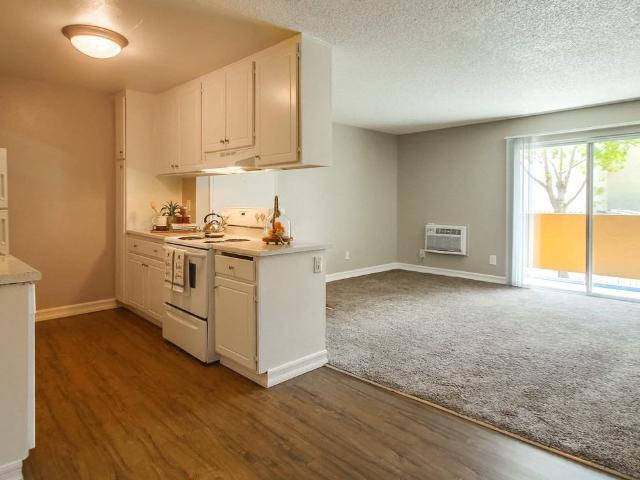 Las Ventanas Apartments 2 Bedroom Apartment for Rent at 1280 N Citrus Ave, Vista, CA 92084 Vista