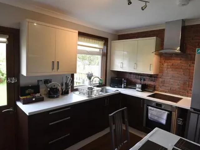 Lasswade Road | Studio house for rent #131704552 | Rentberry