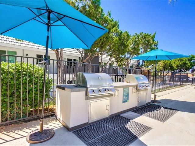 Latte of Escondido 2 Bedroom Apartment for Rent at 1580 S Juniper St, Escondido, CA 92025 Central Escondido