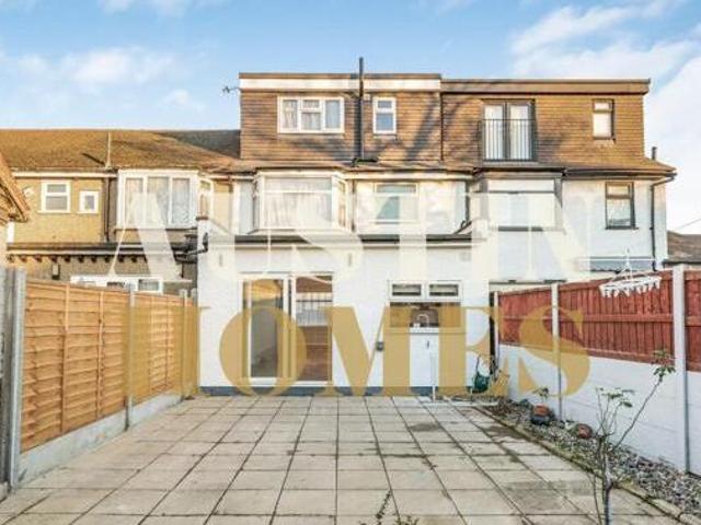 Latymer Road, London, 4 Bedroom Terraced