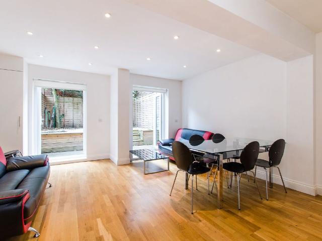 Latchmere Road, Battersea, London SW11, 4 bed flat to rent, £4,250 pcm | PrimeLocation