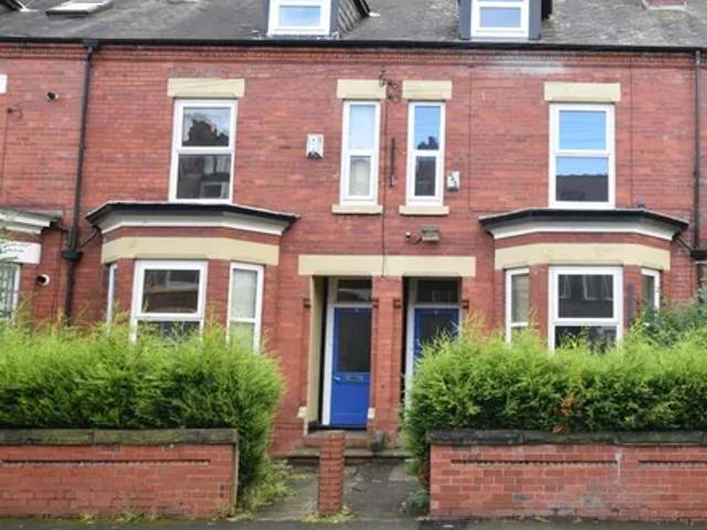 Latchmere Road, Manchester, M14 6AL, United Kingdom | 6 bed townhouse for rent #111973796 | Rentberry