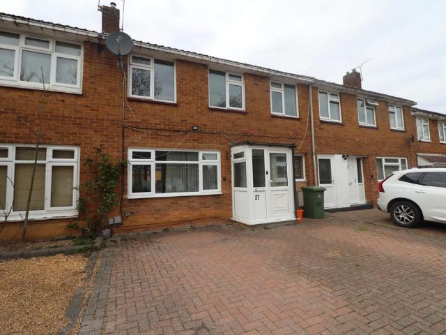 Latchetts Shaw, Basildon, SS16 3 bed terraced house to rent £1,875 pcm £433 pw