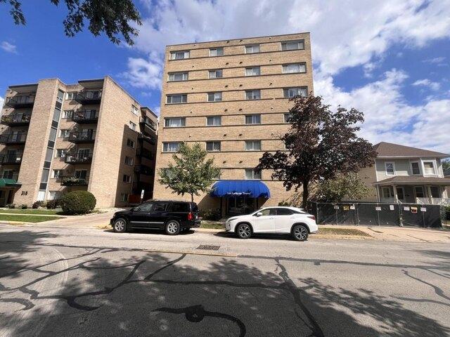 Lathrop Ave Apt,forest Park, Condo For Sale