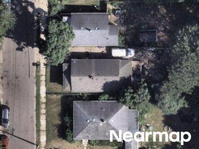 Lathrop St