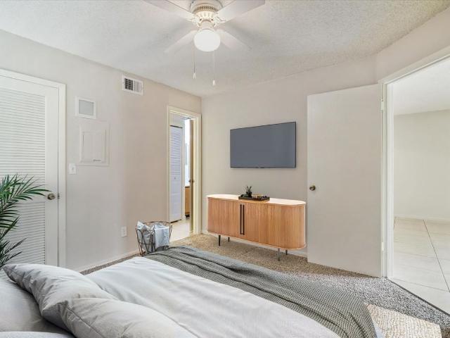 Latigo 27 1 Bedroom Apartment for Rent at 1601 Sw 27th Ave, Ocala, FL 34471