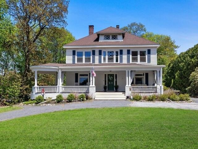 Latisquama Rd, Southborough, Home For Sale
