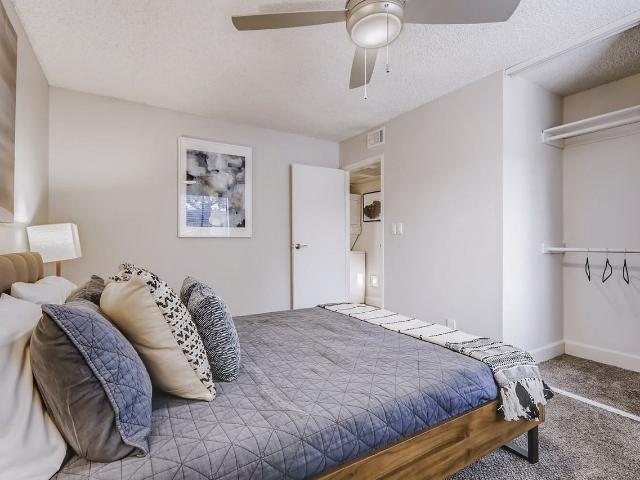 Latitude 2 Bedroom Apartment for Rent at 1944 W Thunderbird Rd, Phoenix, AZ 85023