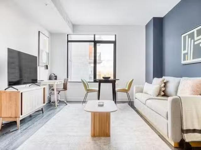Latitude, 3601 Fairfax Dr, Ballston 1 Bedroom 1 Bath