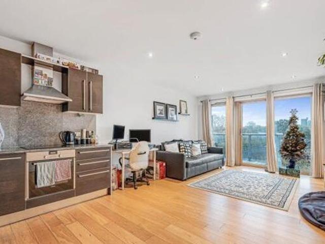 Latitude Apartments, Fairfield Road, 2 Bedroom Flat