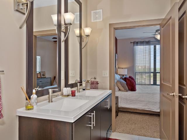 Latitude at Deerfield Crossing 2 Bedroom Apartment for Rent at 5265 Natorp Blvd, Mason, OH 45040