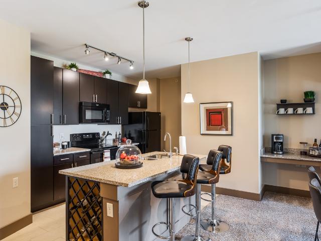 Latitude at Deerfield Crossing 2 Bedroom Apartment for Rent at 5265 Natorp Blvd, Mason, OH 45040
