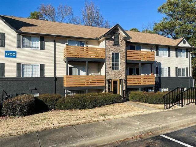 Latitude at Riverchase 3 Bedroom Apartment for Rent at 550 Hampton Park Dr, Hoover, AL 35216