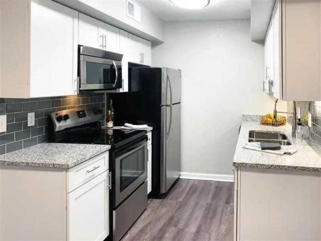 Latitude at Riverchase 3 Bedroom Apartment for Rent at 550 Hampton Park Dr, Hoover, AL 35216