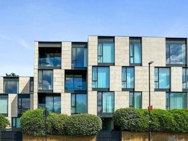 Latitude House, Oval Road, 3 Bedroom Apartment