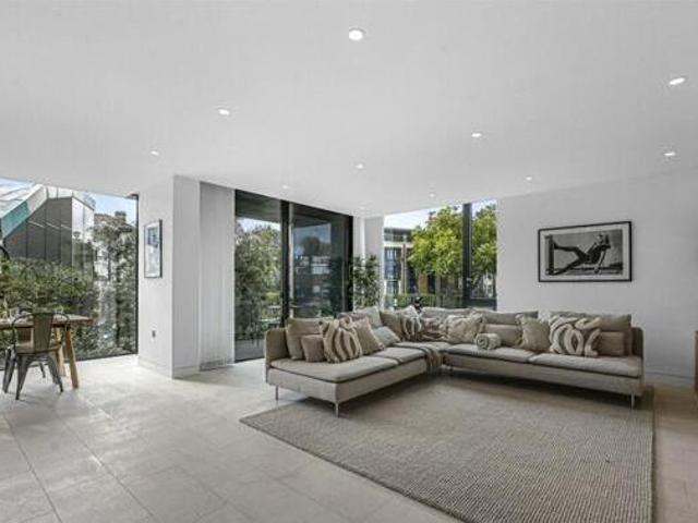Latitude House, Oval Road, 3 Bedroom Apartment