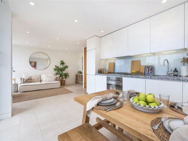 Latitude House, Oval Road, Camden NW1, 2 bed flat to rent, £4,442 pcm | PrimeLocation