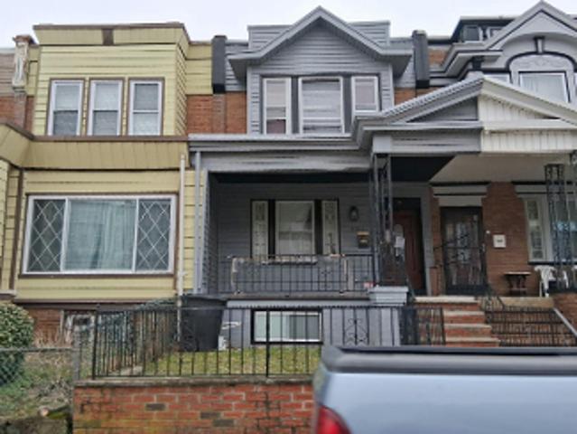 Latona St
