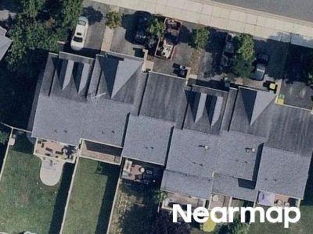Latrobe Dr