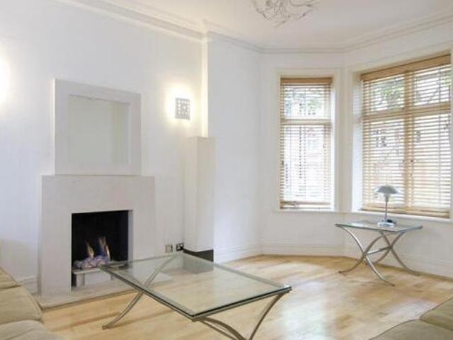 Lauderdale Road, London, 3 Bedroom Apartment