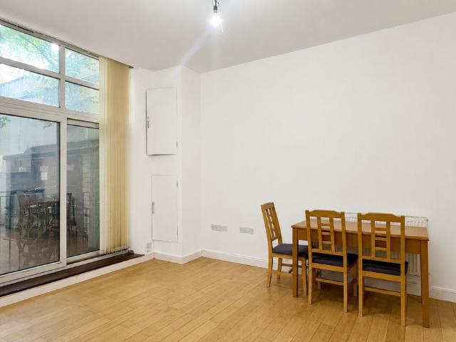 Laugan Walk, London SE17, 1 bed flat to rent, £1,850 pcm | PrimeLocation