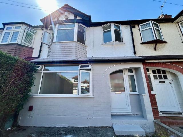 Launceston Road, Perivale, Greenford UB6, 3 bed property to rent, £2,300 pcm | PrimeLocation