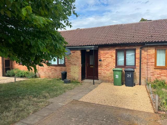 Launditch Crescent, Downham Market PE38, 1 bed bungalow to rent, £725 pcm | PrimeLocation